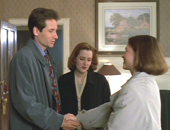 The X-Files Screen Grab Archive: Soft Light - 1