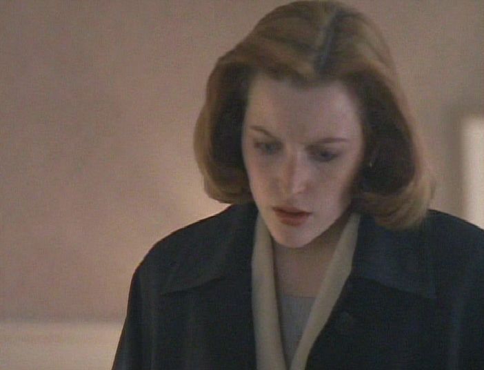 The X-Files Screen Grab Archive: Soft Light - 1