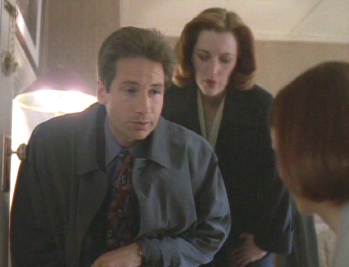 The X-Files Screen Grab Archive: Soft Light - 1