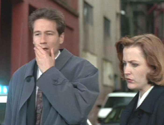 The X-Files Screen Grab Archive: Soft Light - 4