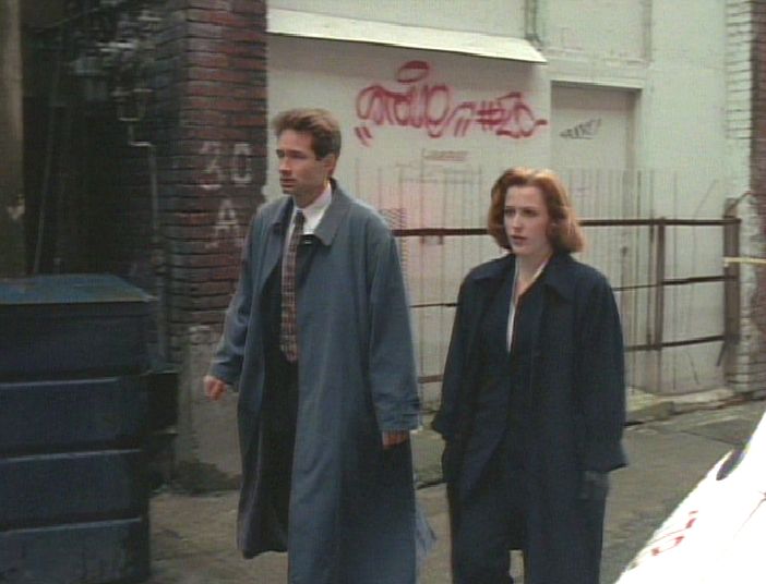 The X-Files Screen Grab Archive: Soft Light - 4