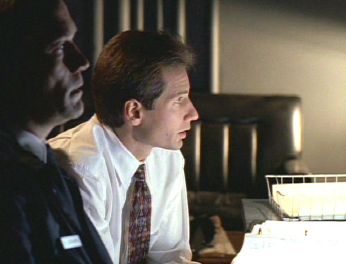 The X-Files Screen Grab Archive: Soft Light - 4