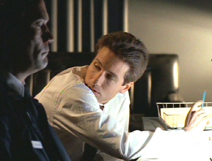 The X-Files Screen Grab Archive: Soft Light - 4