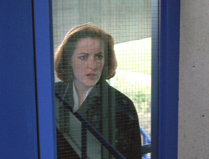 The X-Files Screen Grab Archive: Soft Light - 5