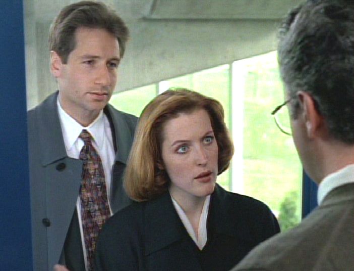 The X-Files Screen Grab Archive: Soft Light - 5