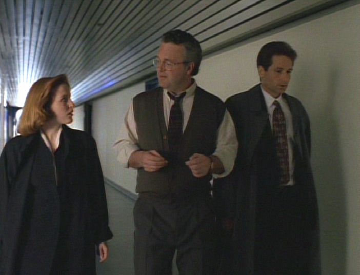 The X-Files Screen Grab Archive: Soft Light - 5