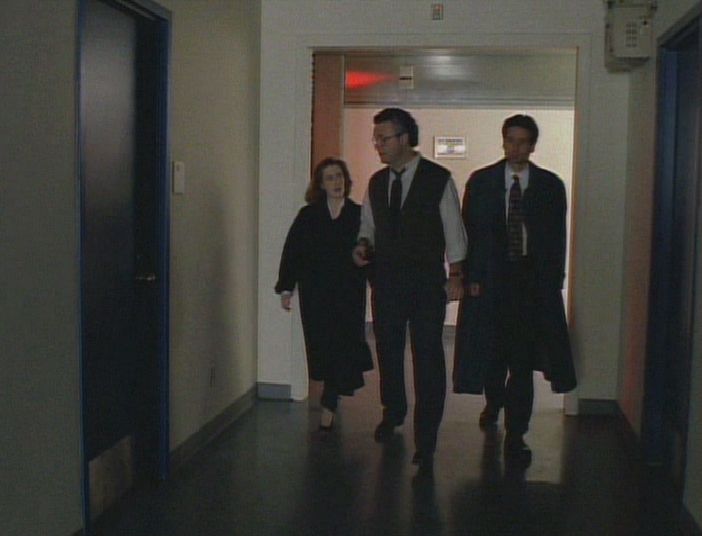 The X-Files Screen Grab Archive: Soft Light - 5