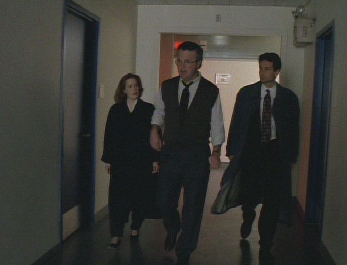 The X-Files Screen Grab Archive: Soft Light - 5