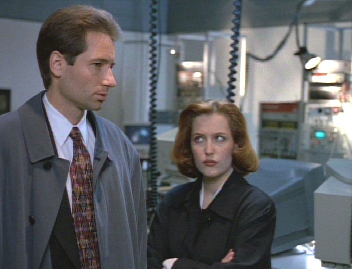 The X-Files Screen Grab Archive: Soft Light - 5