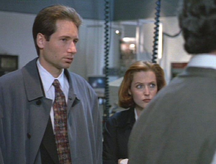 The X-Files Screen Grab Archive: Soft Light - 5