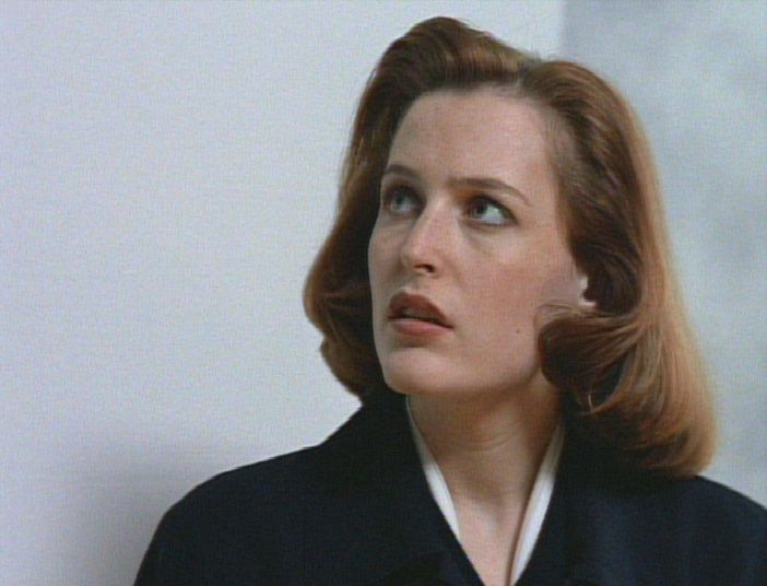 The X-Files Screen Grab Archive: Soft Light - 5