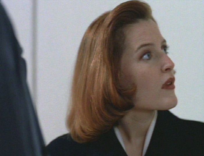 The X-Files Screen Grab Archive: Soft Light - 5