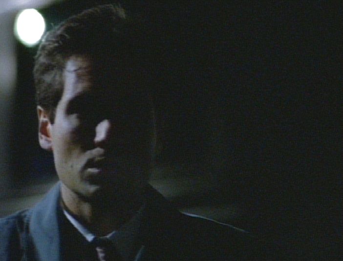 The X-Files Screen Grab Archive: Soft Light - 6