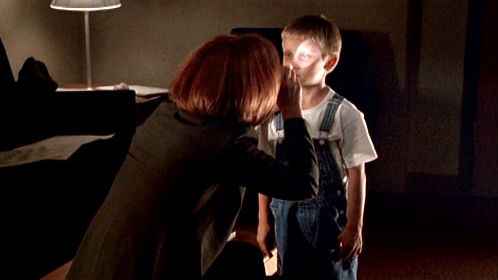 The X-Files Screen Grab Archive: Invocation